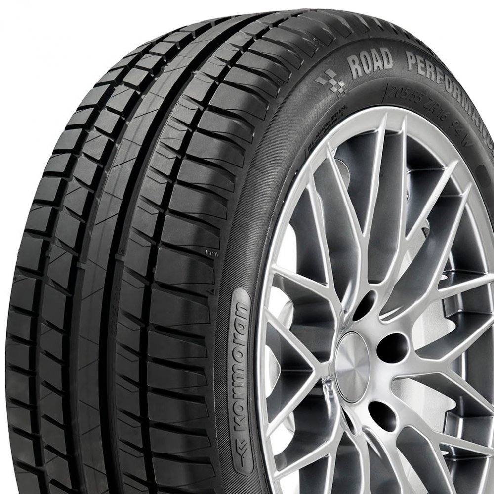 Kormoran ULTRA HIGH PERFORMANCE 255/40 R19 100Y XL | Pneucentrum N&N